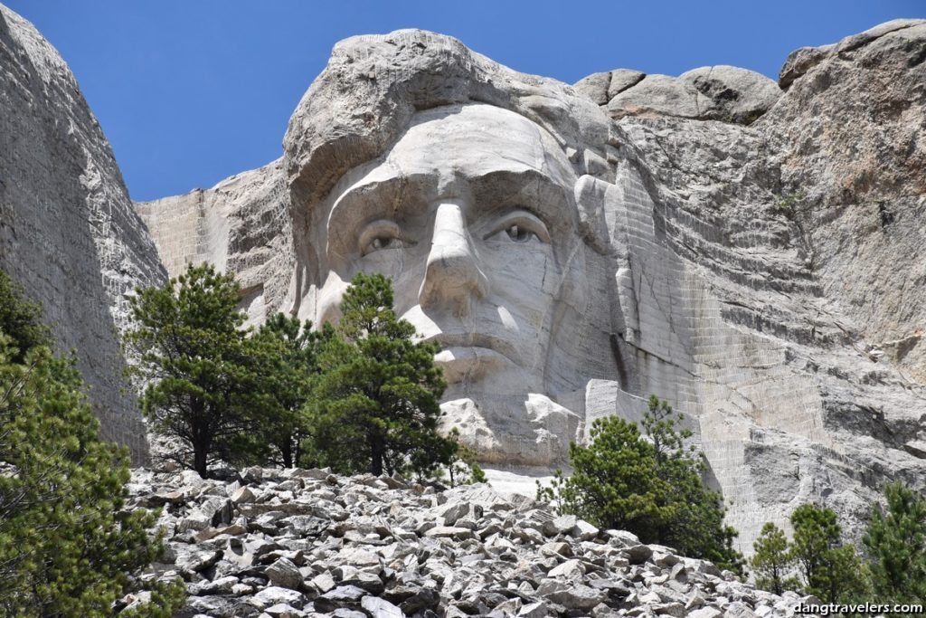 Jewel Cave, Mount Rushmore and a Rodeo – Dang Travelers