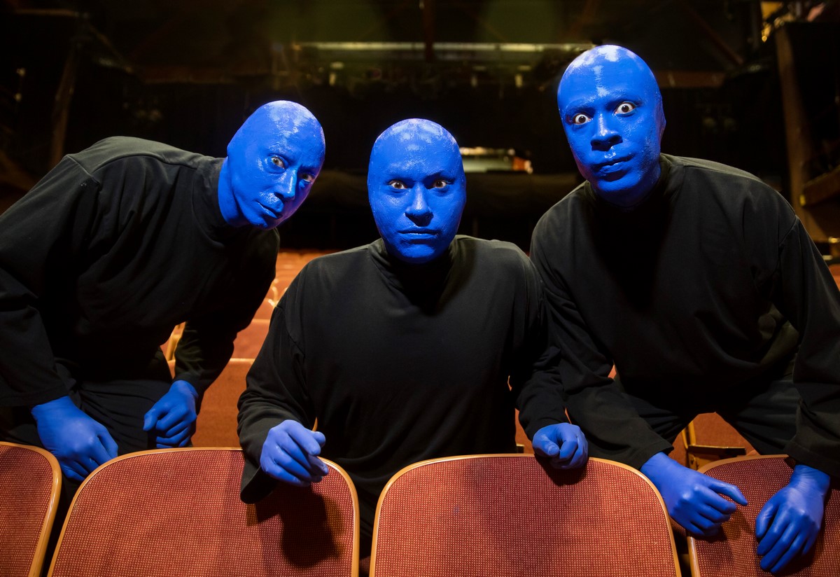 5 Reasons You Should Go See Blue Man Group in Chicago this Winter ...